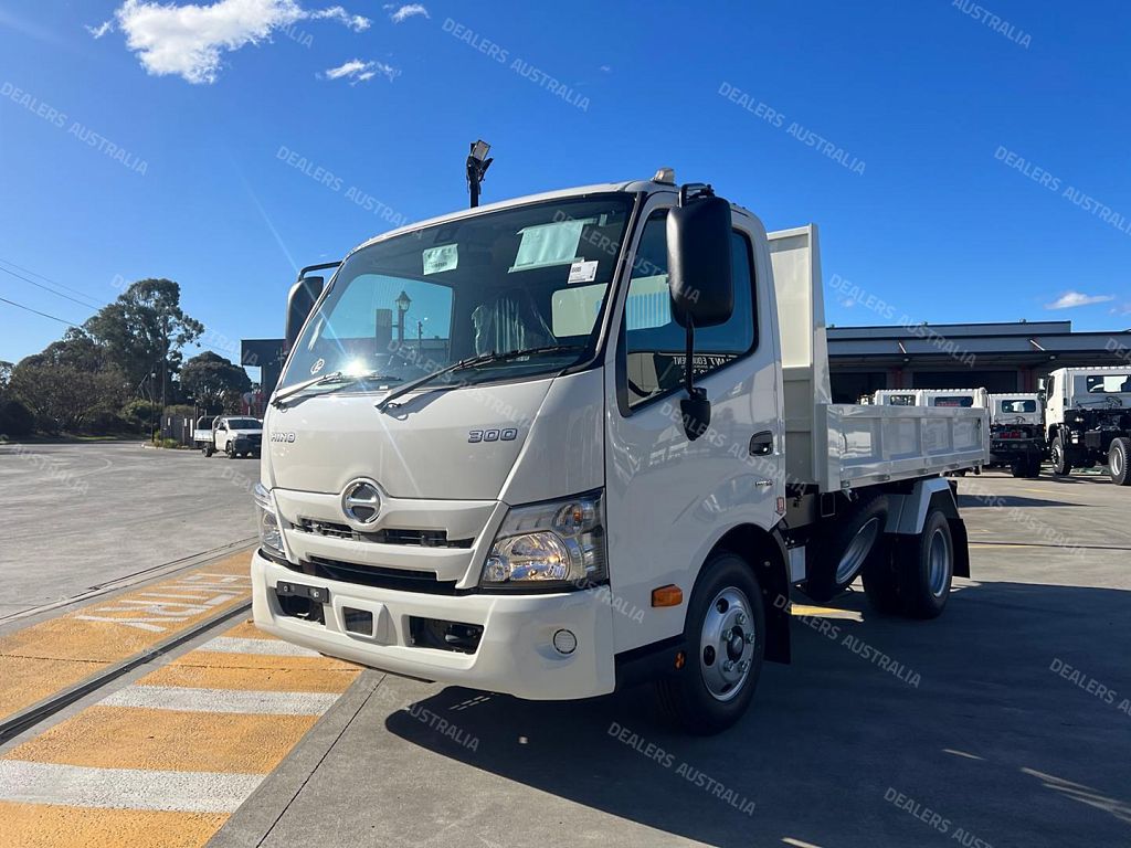 2025 Hino 2024 Hino 617 Mt 2810 Wide Tipper for sale in NSW #SN160102 | Truck Dealers Australia