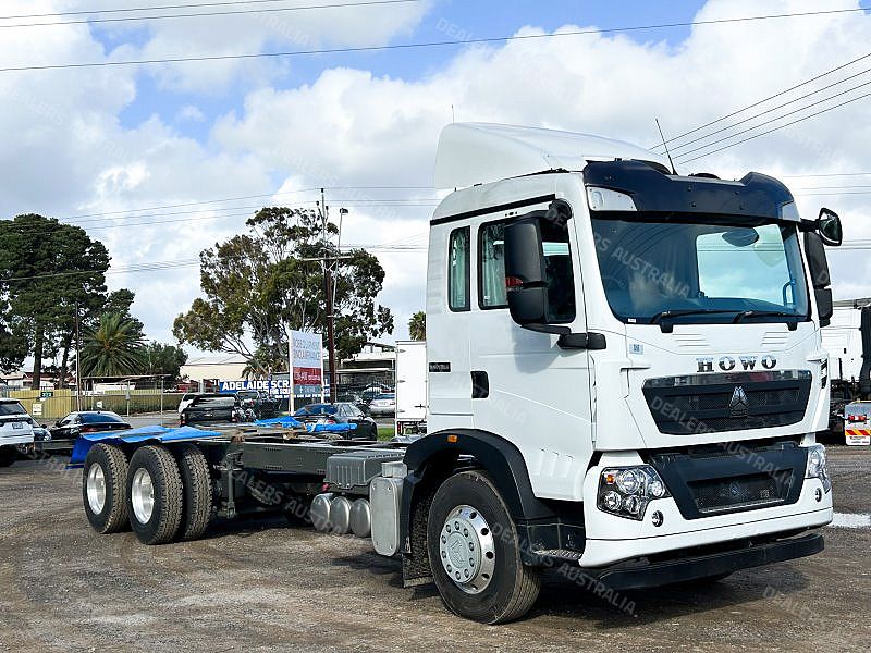 2023 Sinotruck 6x4 Long Wheelbase Cab Chassis | Truck, Trailer & Heavy ...