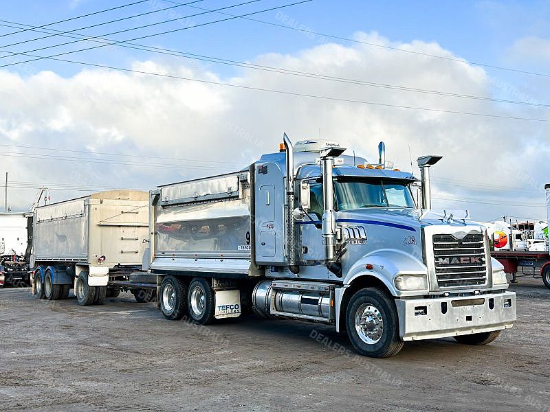 2008 Mack Trident 6x4 Tipper and Hastings Triaxle Dog | Truck, Trailer ...