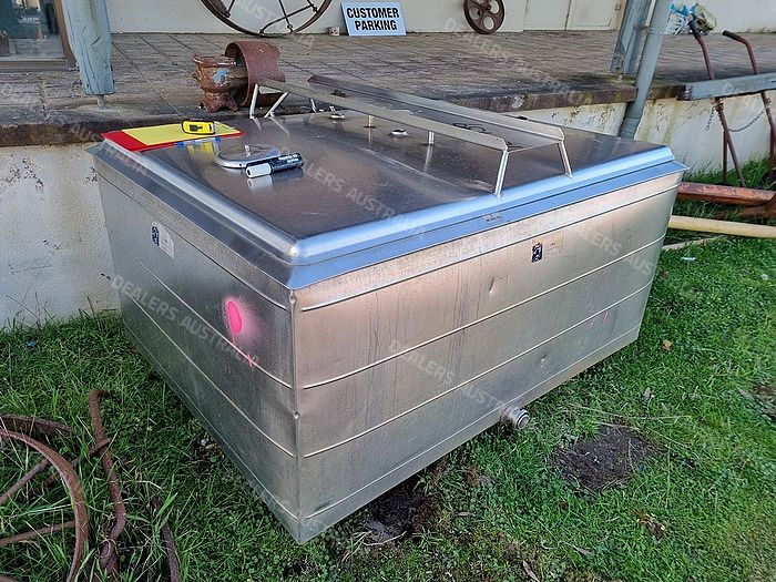 Square Stainless Steel Milk Vat - 950 Litres for sale in SA #TE3739 ...