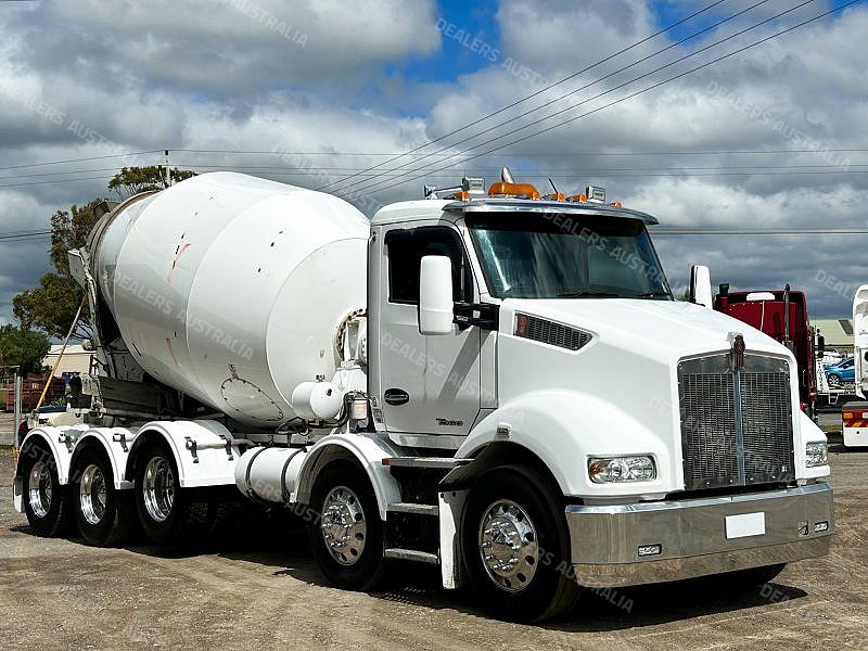 2019 Kenworth T360A 10x6 Agitator **SERVICE HISTORY** | Truck, Trailer ...