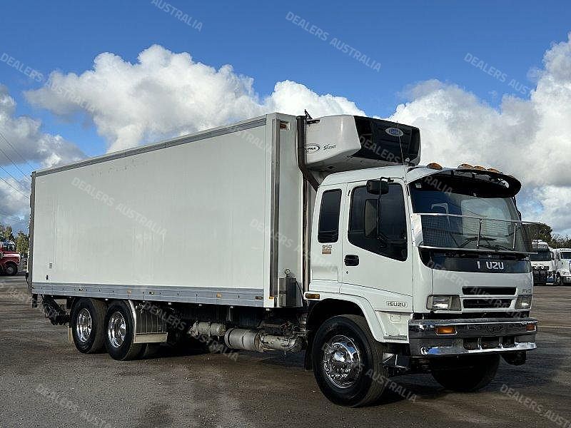 2004 Isuzu Fvd 950 6X2 Pantech for sale in SA #T27536 | Truck Dealers ...