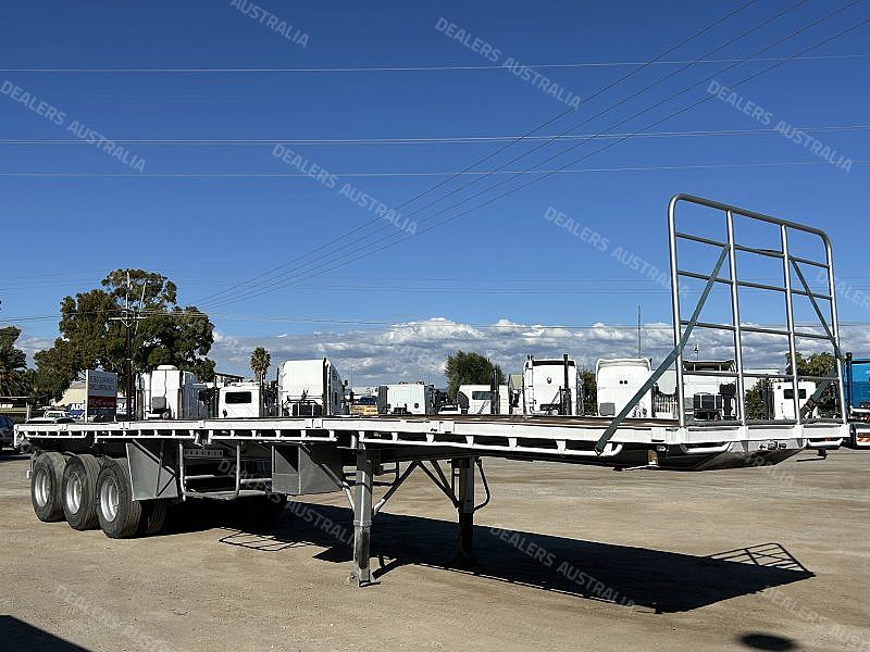 1978 Fruehauf Tri-Axle Flat Top Trailer | Truck, Trailer & Heavy ...