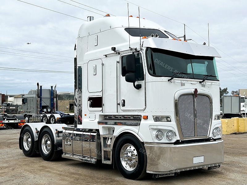 2018 Kenworth K200 Big Cab 6x4 Prime Mover **ENGINE HISTORY** | Truck ...