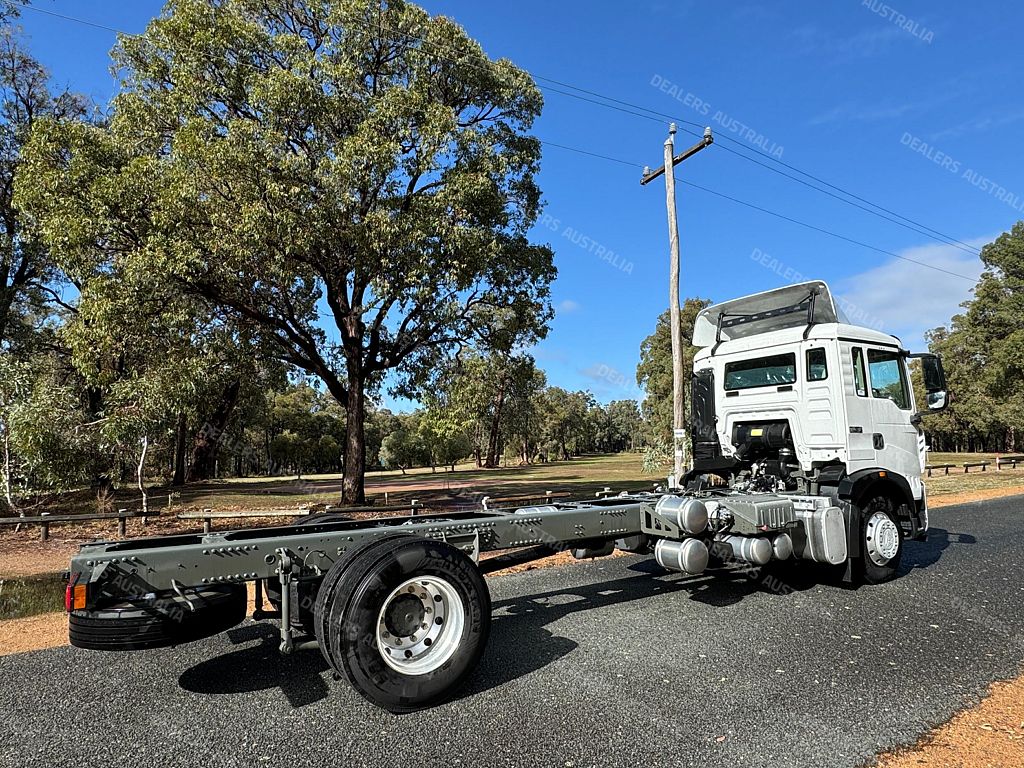 New Sitrak T5G 280HP, Auto Cab Chassis | Truck, Trailer & Heavy ...