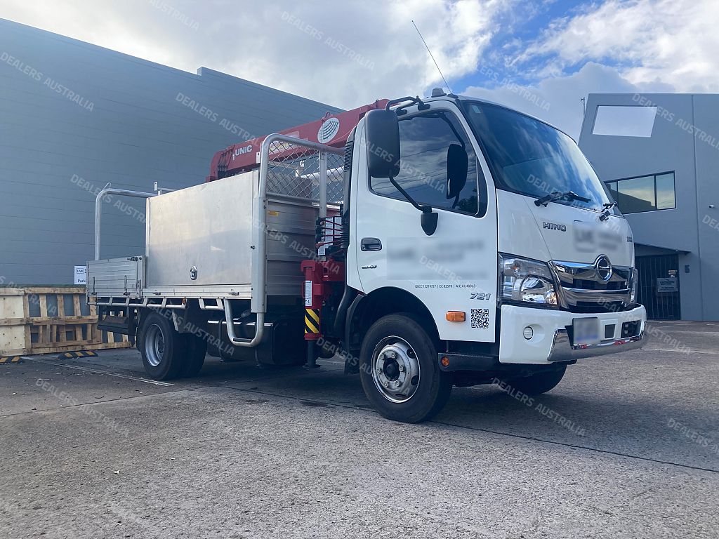 2021 HINO 300 721 WIDE CAB 4X2 RIGID TRUCK WITH 2021 UNIC 290 CRANE ...