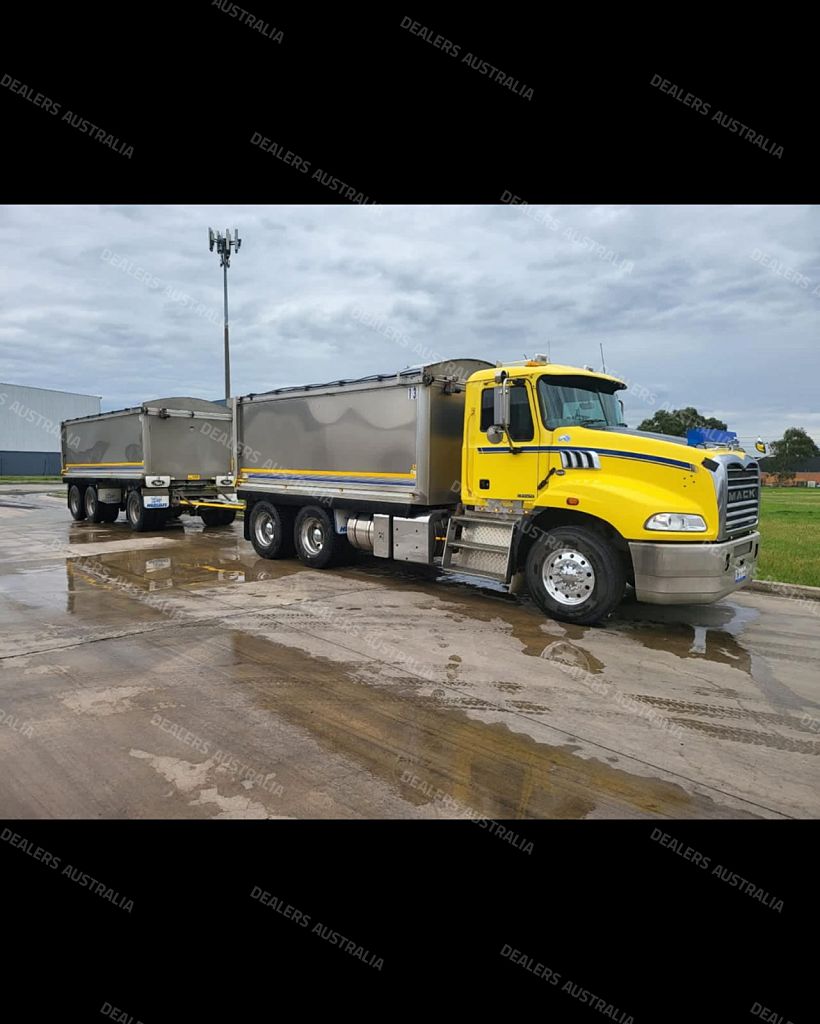 2014 Mack Granite 6x4 Day Cab Rigid Tipper With 2014 Hercules 3 Axle ...