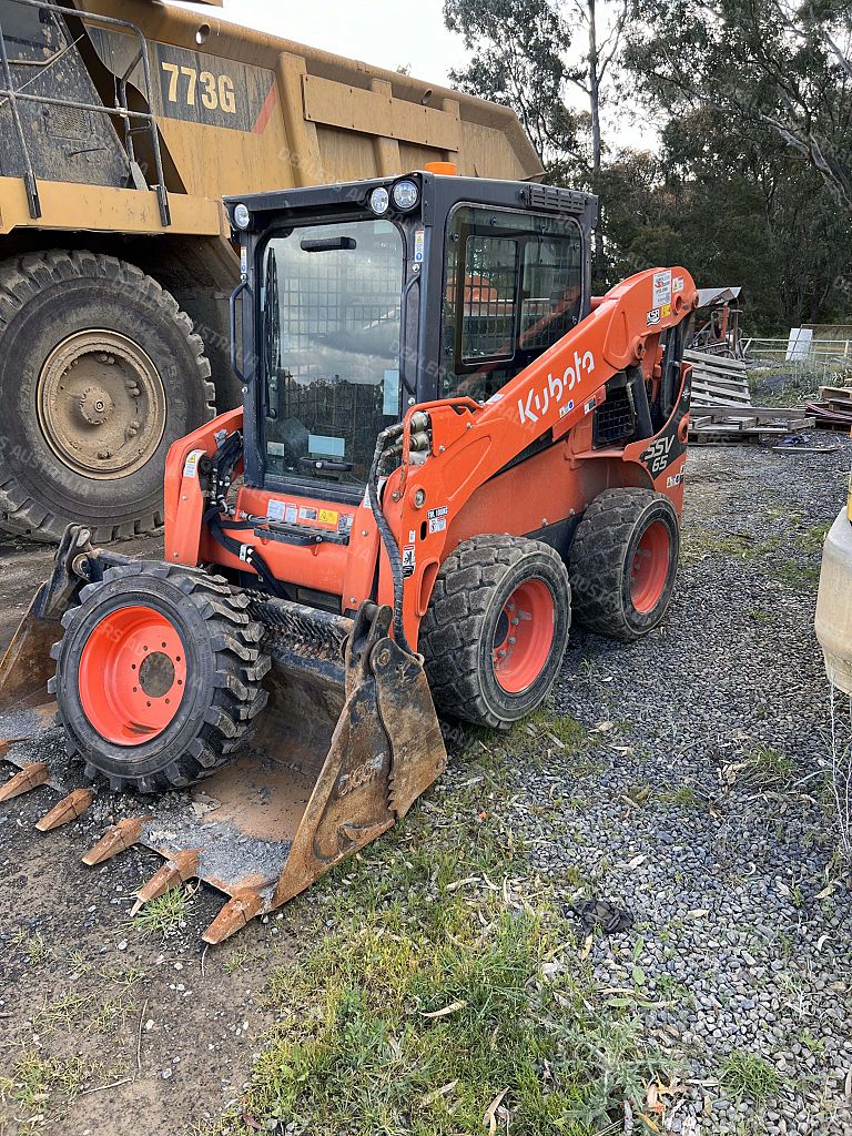 2021 Kubota SSV65 ISO Skid Steer Loader with Digga 4:1 Bucket | Truck ...
