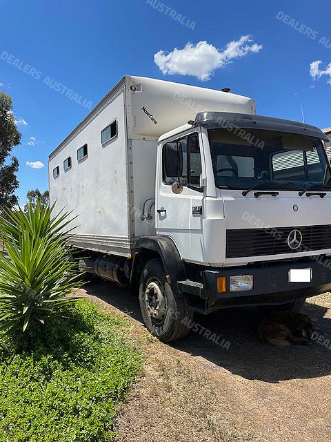 1992 Mercedez Benz 1517 4x2 5 Bay Horse Float | Truck, Trailer & Heavy ...