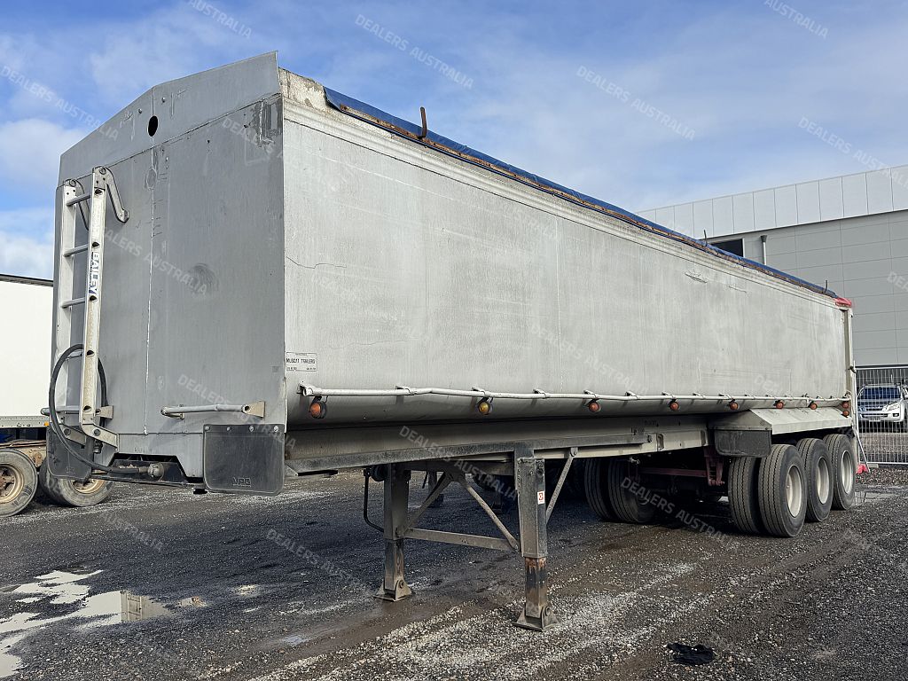 1986 Muscat MT Tri Axle Ally Tip Over Axle Trailer | Truck, Trailer ...