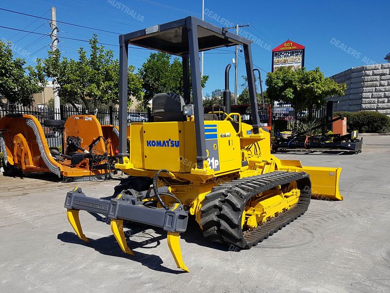 2005 Komatsu D21 D21P-8 Dozer with Rubber Tracks for sale in QLD #D21P ...