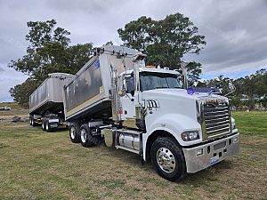 Unreserved Truck Auctions | Truck, Trailer & Heavy Equipment Auctions
